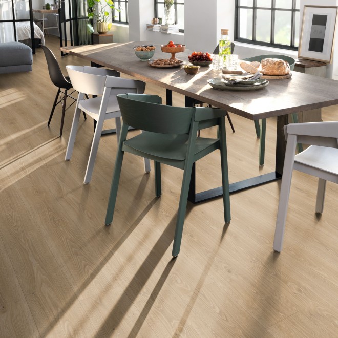 EGGER PRO CLASSIC 8/32 4V AQ+ Natural Treviso Oak - Sáli Parketta